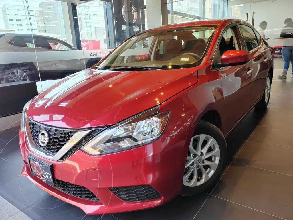 Nissan Sentra Sense usado (2019) color Rojo precio $235,000