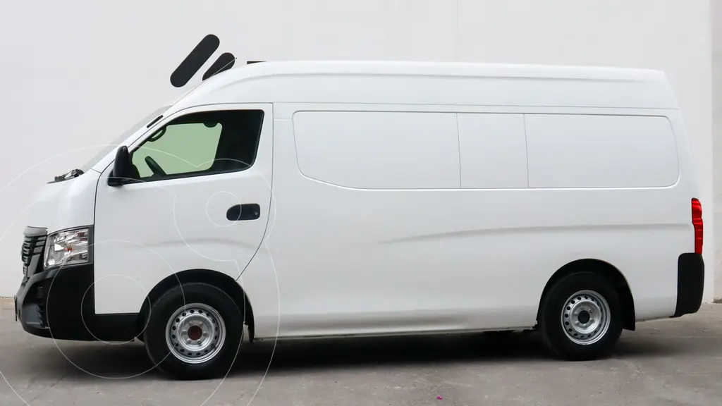 Nissan Urvan Panel Amplia Aa usado (2024) color Blanco precio $559,000