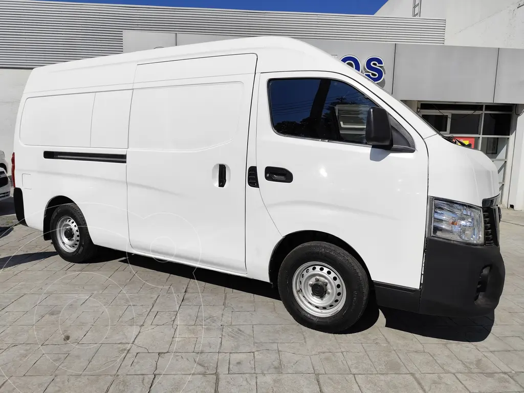 Nissan Urvan Panel Amplia Aa TPMS usado (2022) color Blanco precio $535,000