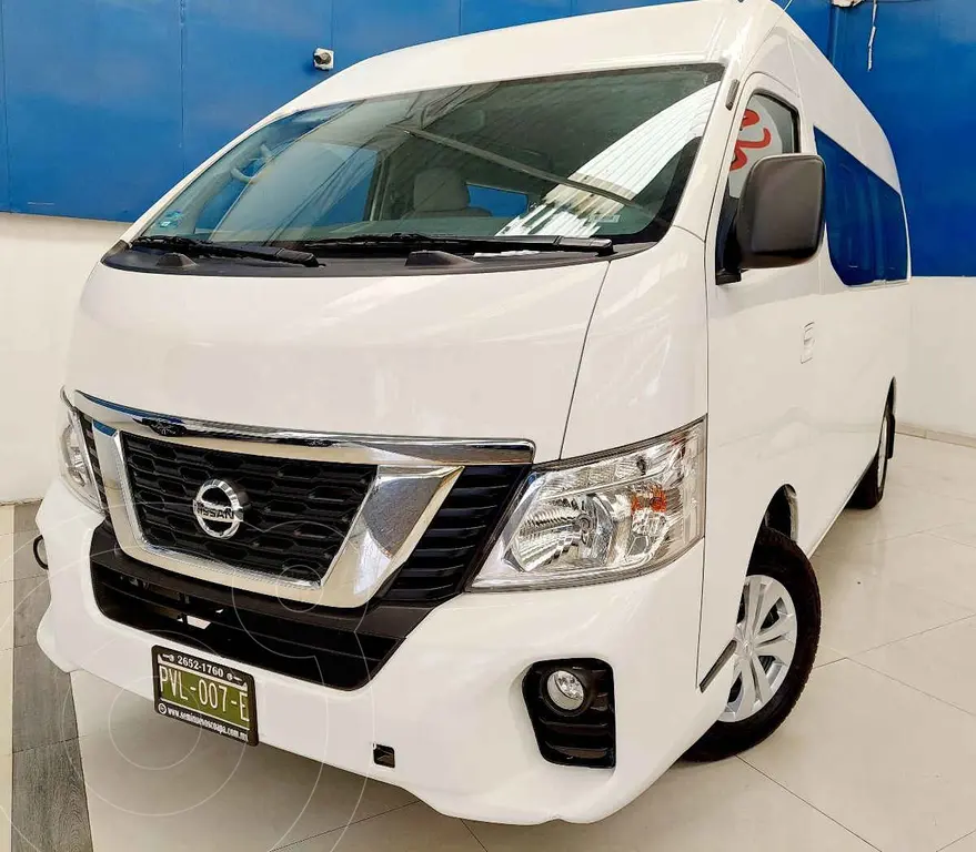 Nissan Urvan Panel Ventanas Amplia usado (2022) color Blanco precio ...