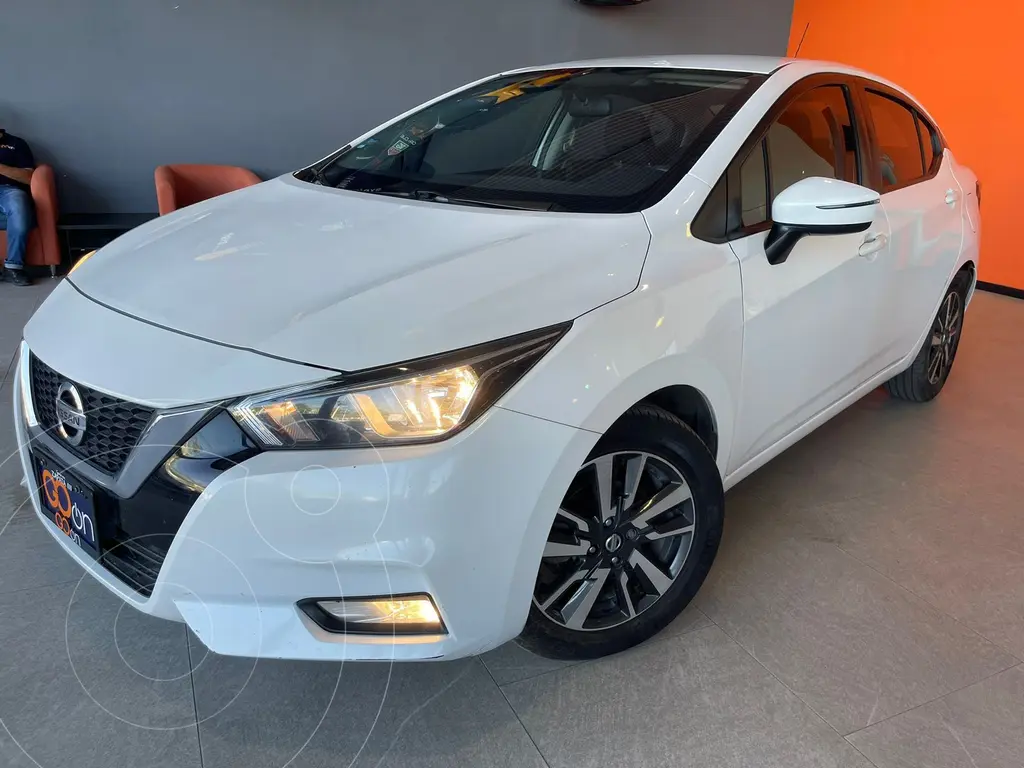 Nissan Versa Advance usado (2020) color Blanco precio $245,000