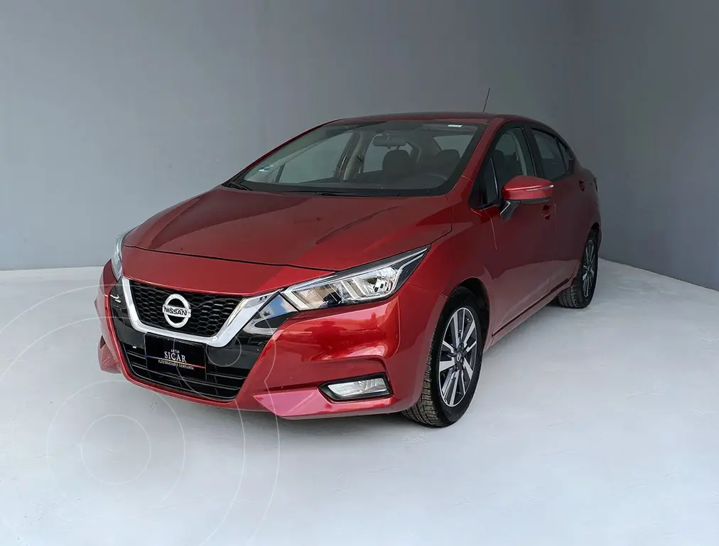 Nissan Versa Advance usado (2020) color Rojo precio $229,000