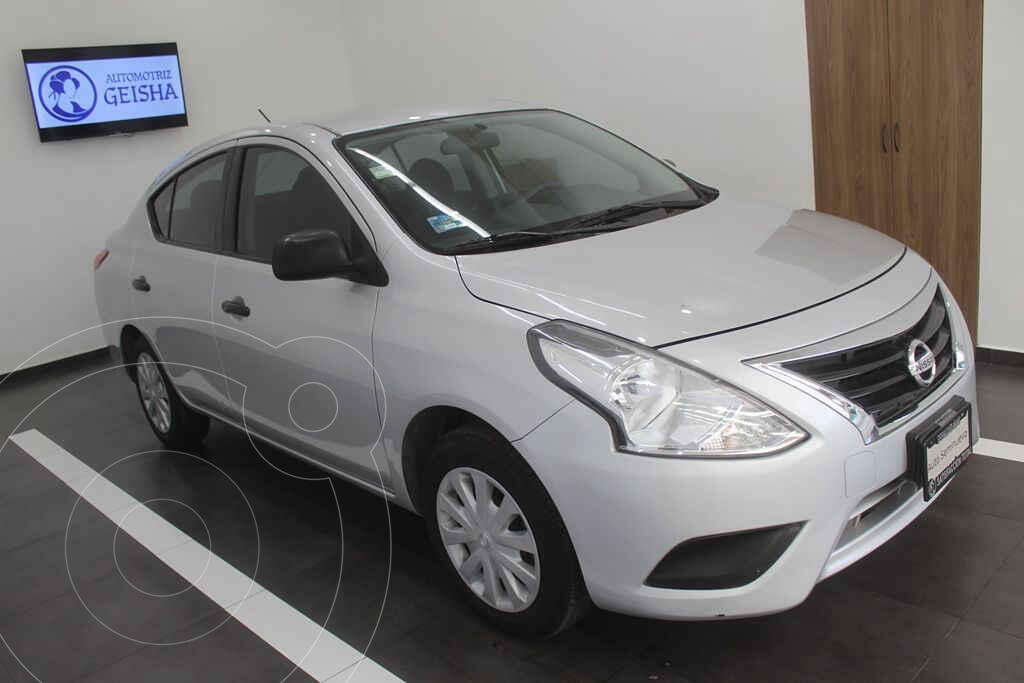 Nissan Versa Drive usado (2017) color Plata precio $179,000