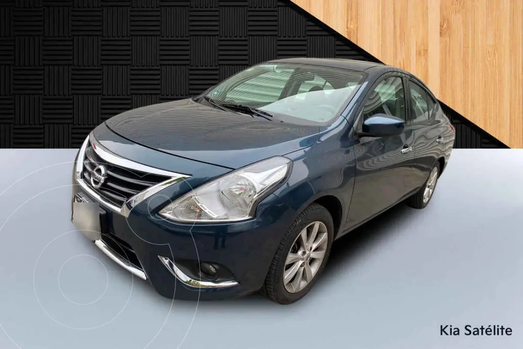 Nissan Versa Advance usado (2016) color Azul precio $205,000