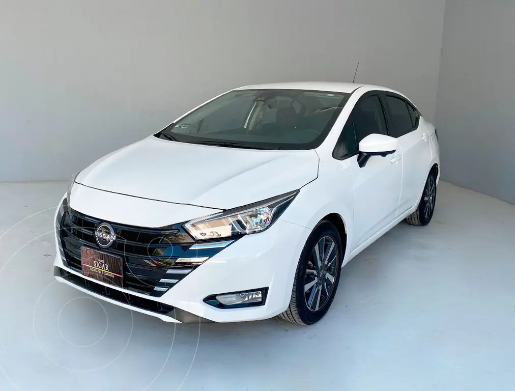 Nissan Versa Advance usado (2025) color Blanco precio $319,000