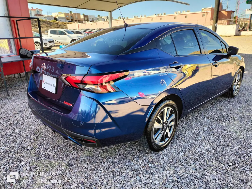 Nissan Versa Advance usado (2021) color Azul precio $288,000