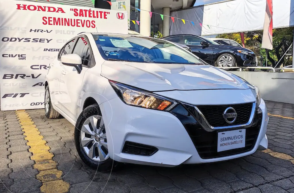 Nissan Versa Sense Aut usado (2021) color Blanco precio $240,000