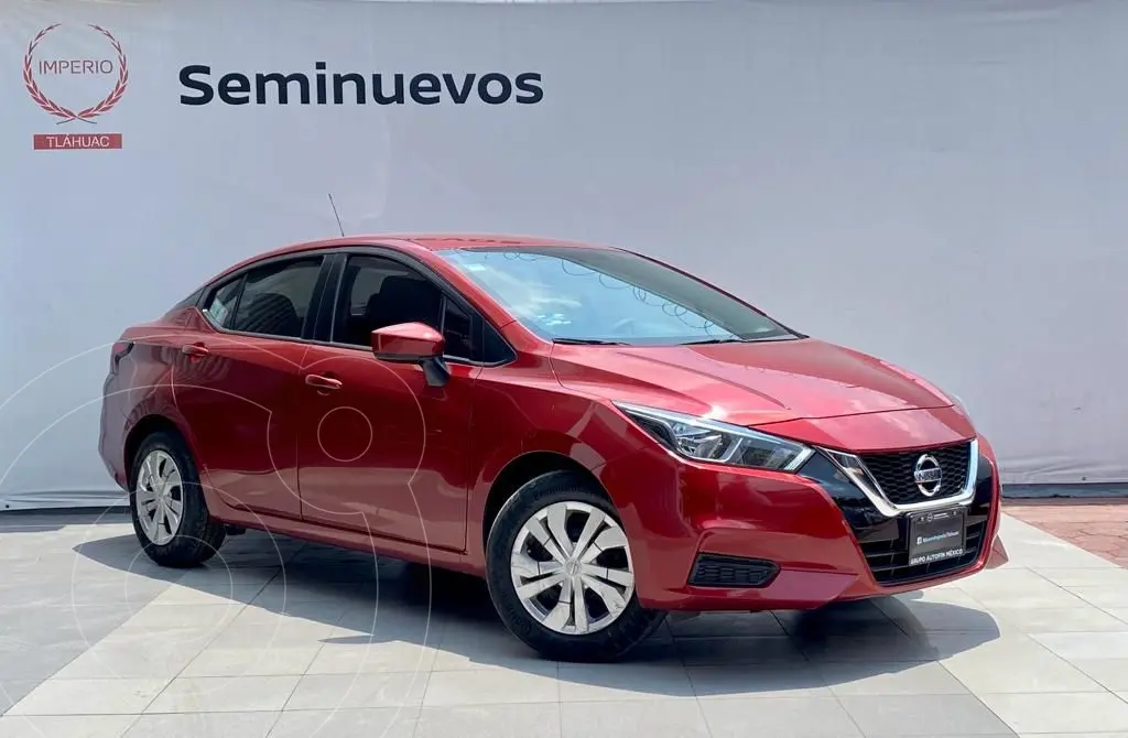 Nissan Versa Sense usado (2020) color Rojo Cobrizo precio $259,000
