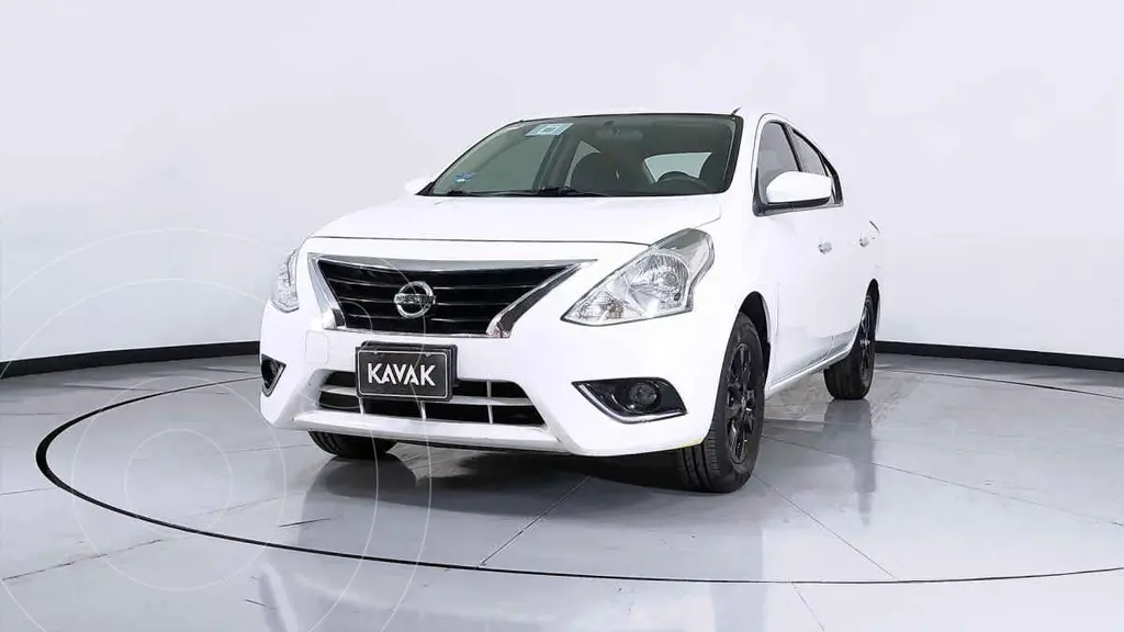 Nissan Versa Sense Aut usado (2017) color Blanco precio $197,999