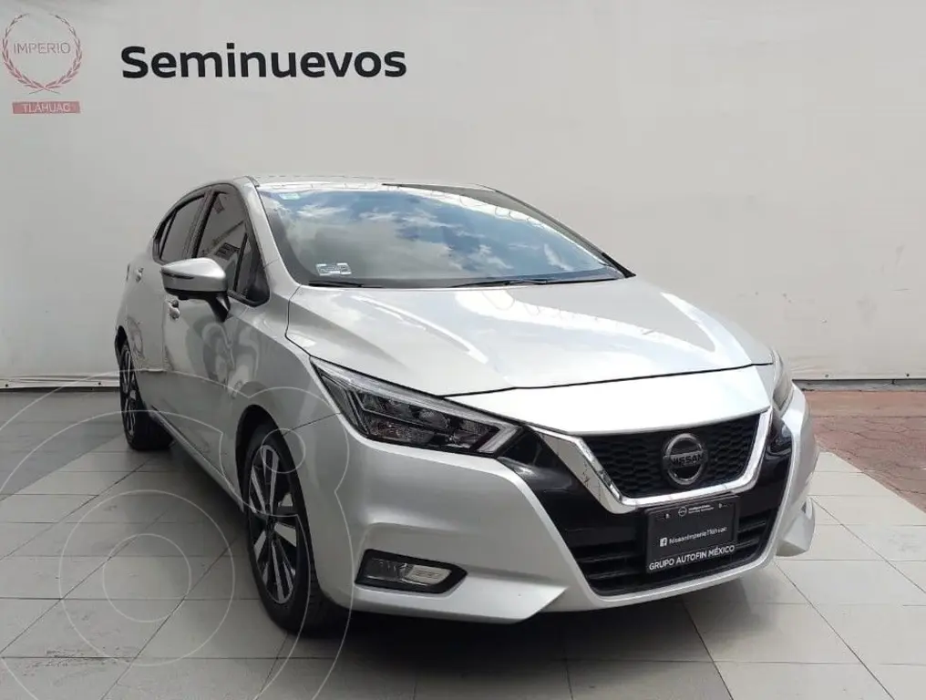 Nissan Versa Platinum Aut usado (2020) color Gris precio $280,000