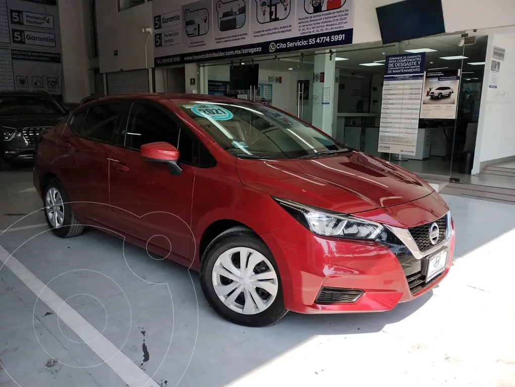 Nissan Versa Sense usado (2021) color Rojo precio $281,240