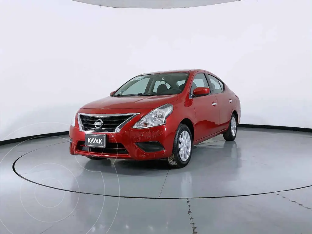 Nissan Versa Sense usado (2015) color Negro precio $159,999