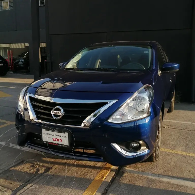 Nissan Versa Advance usado (2019) color Azul precio $245,100