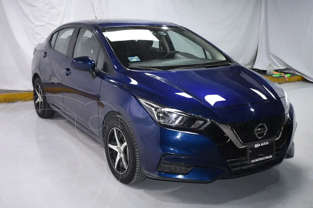 Nissan Versa Sense usado (2020) color Azul precio $274,000