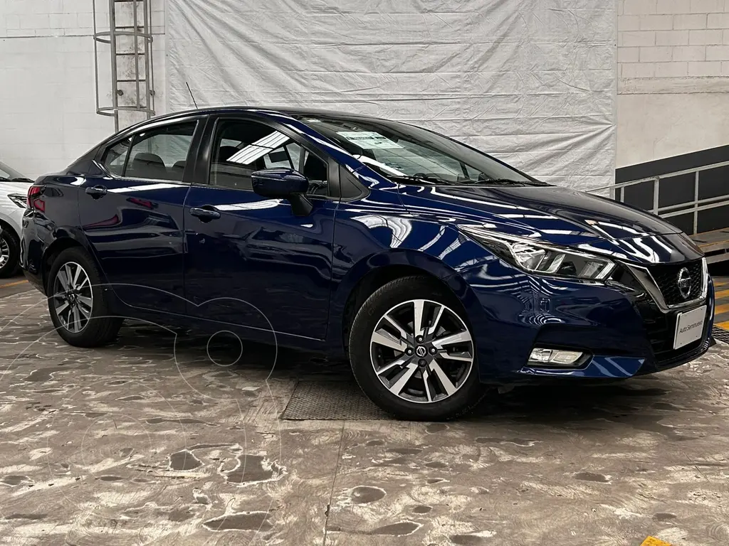 Nissan Versa Advance usado (2020) color Azul precio $255,200