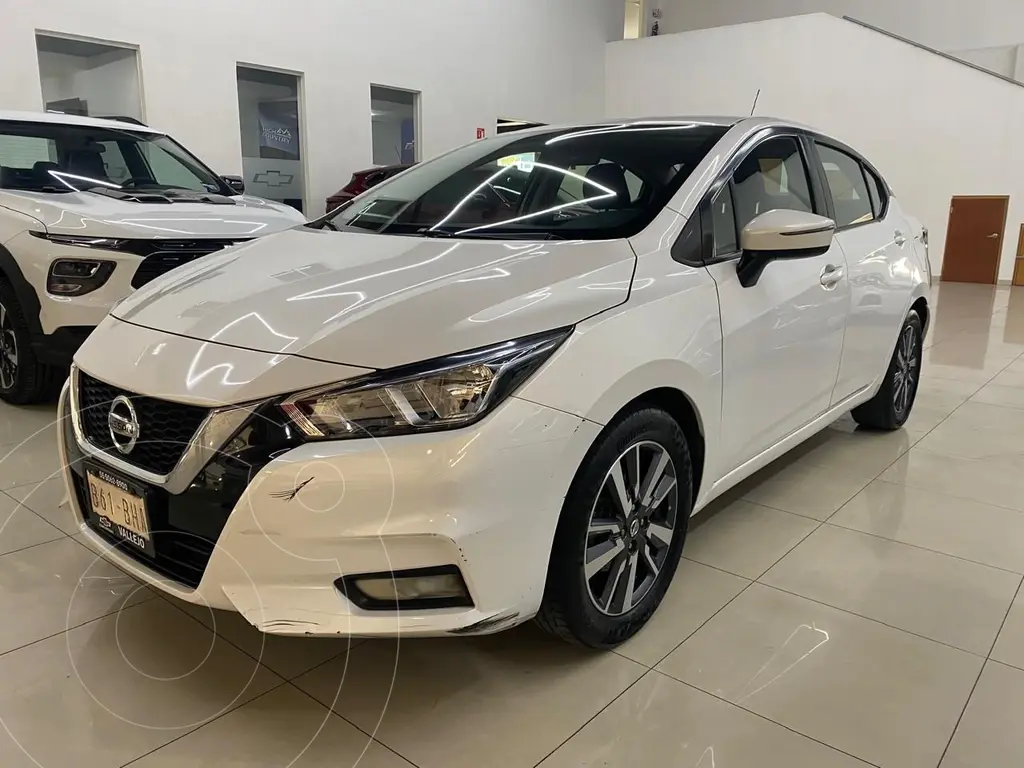 Nissan Versa Advance usado (2020) color Blanco precio $239,000