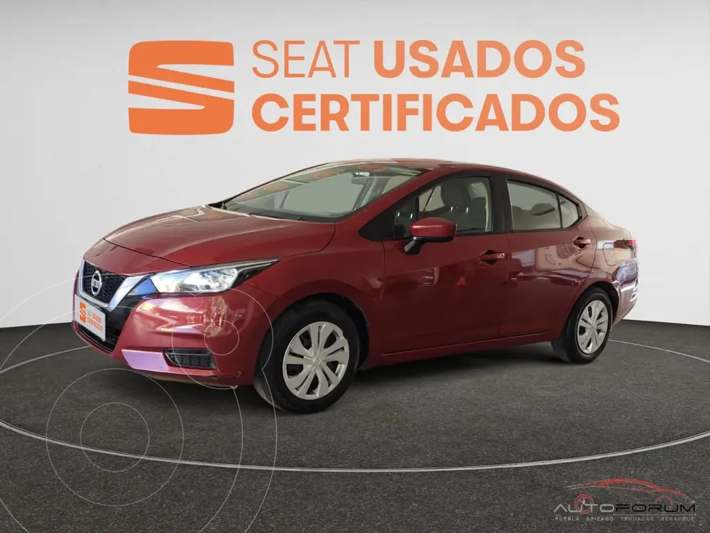 Nissan Versa Sense usado (2020) color Rojo precio $269,000