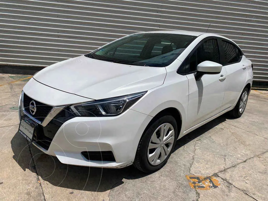 Nissan Versa Sense usado (2020) color Blanco precio $265,000