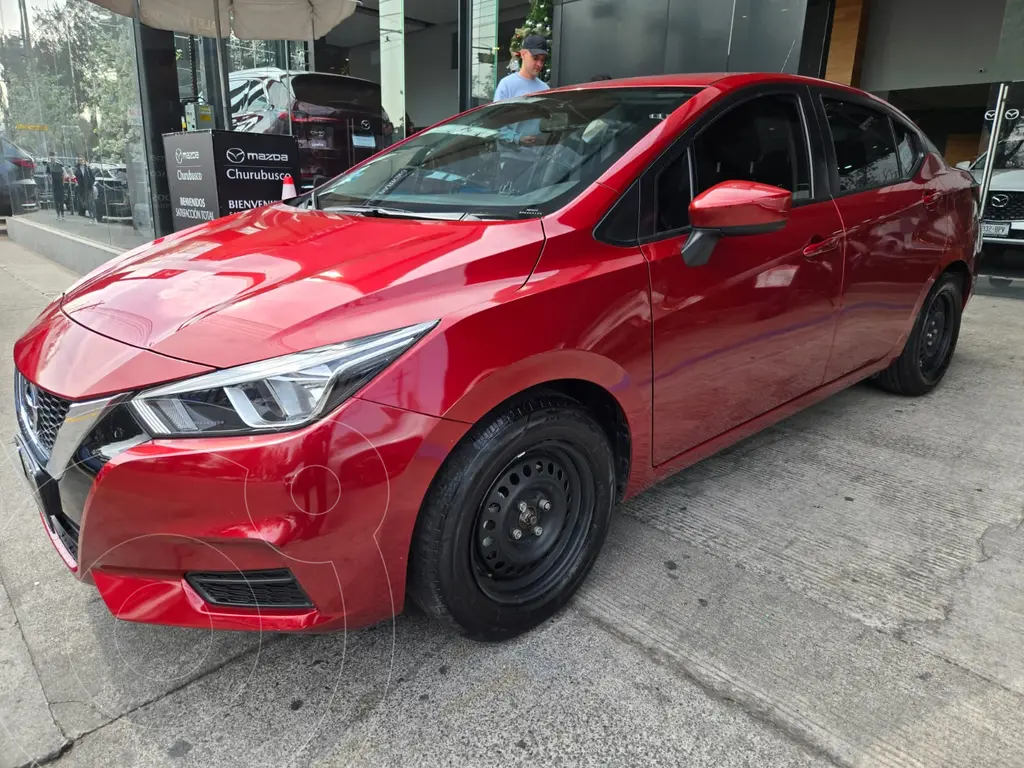 Nissan Versa Sense usado (2021) color Rojo precio $237,000