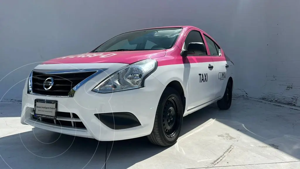Nissan Versa Drive usado (2019) color Blanco precio $220,000