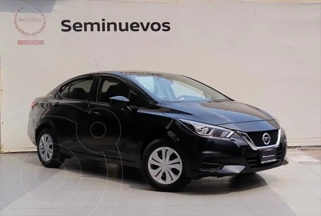 Nissan Versa Sense usado (2020) color Negro precio $255,000