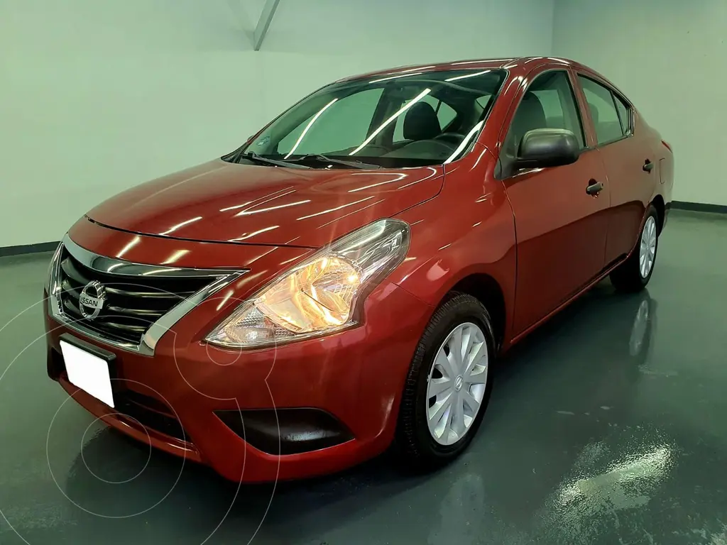 Nissan Versa Drive A/A usado (2019) color Rojo precio $205,000
