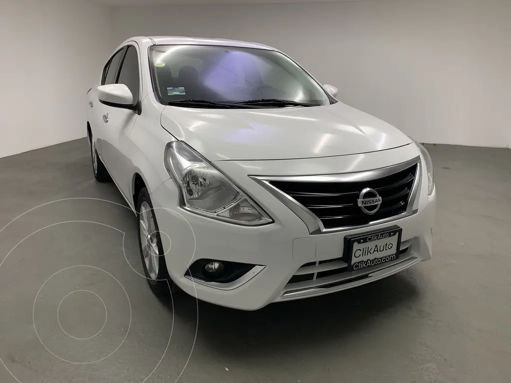 Nissan Versa Advance usado (2018) color Blanco precio $229,000