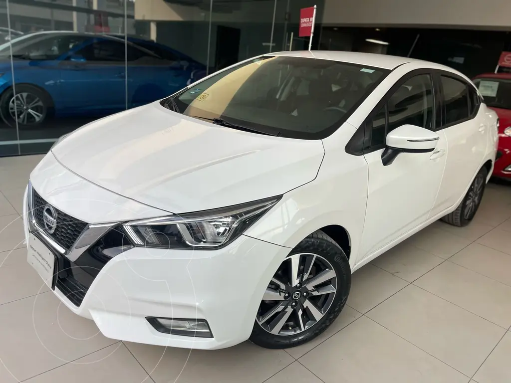Nissan Versa Advance usado (2020) color Blanco precio $285,000