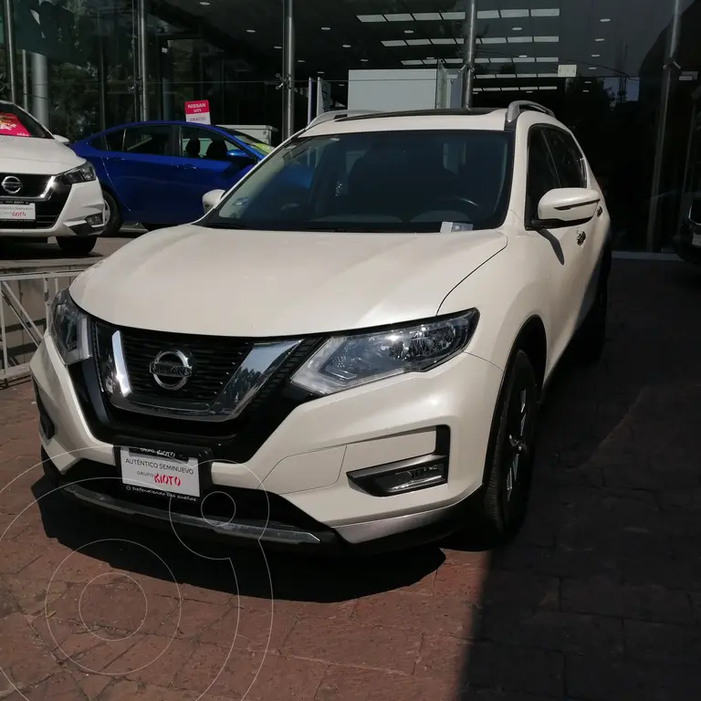 Nissan X-Trail Advance 3 Row usado (2022) color Blanco Perla precio $525,000