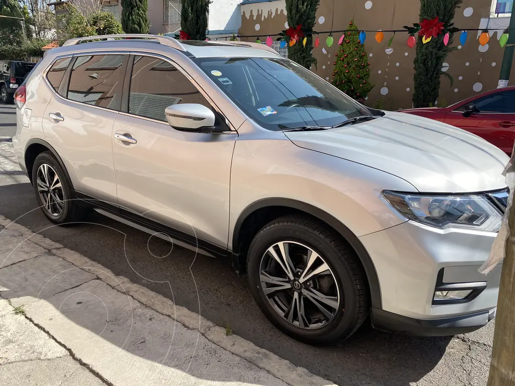 Nissan X-Trail Advance 2 Row usado (2019) color Plata precio $373,000