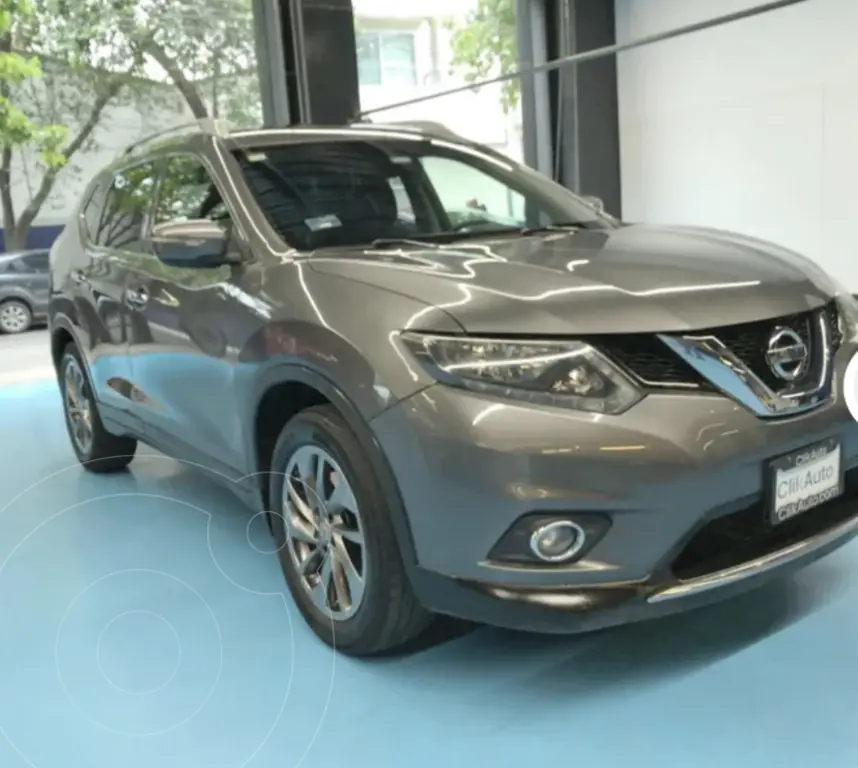 Nissan X-Trail Advance 3 Row usado (2016) color Gris precio $220,000