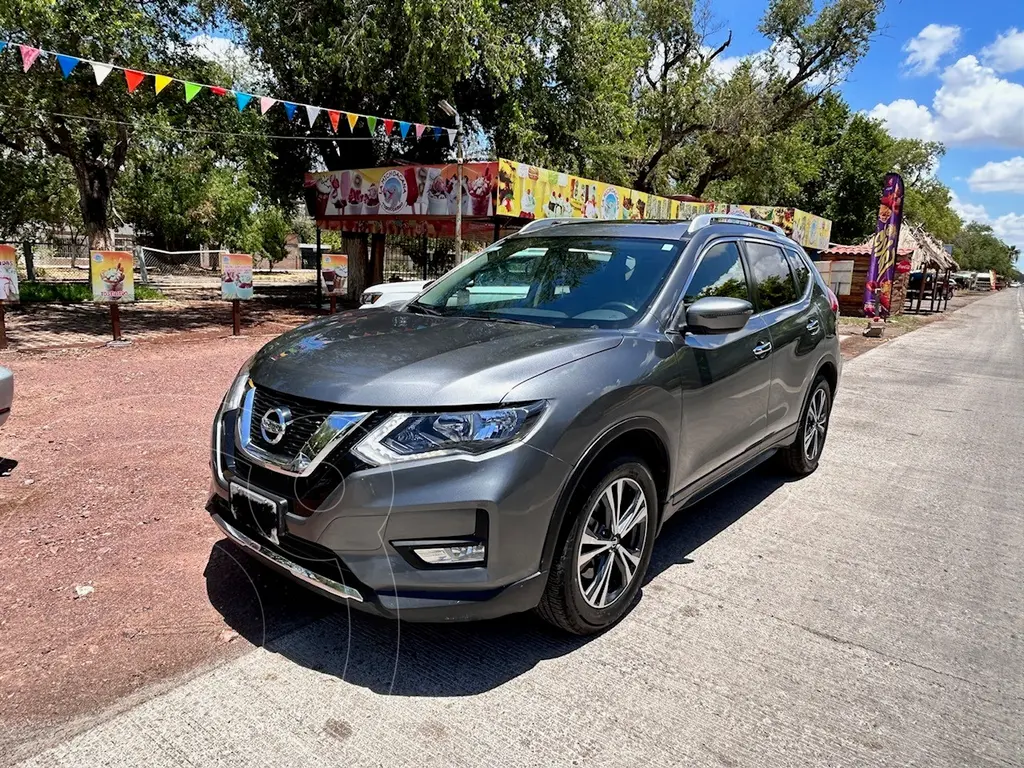 Nissan X-Trail Advance 3 Row usado (2019) color Gris precio $380,000
