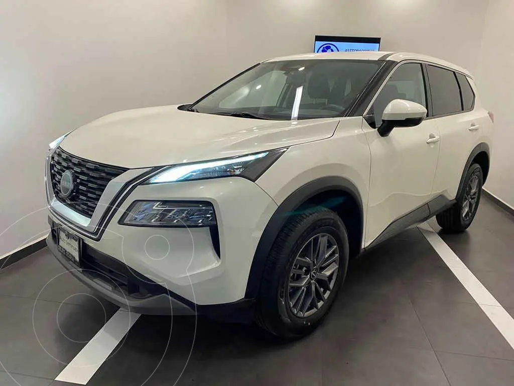 Nissan X-Trail Advance 2 Filas usado (2023) color Blanco precio $530,000