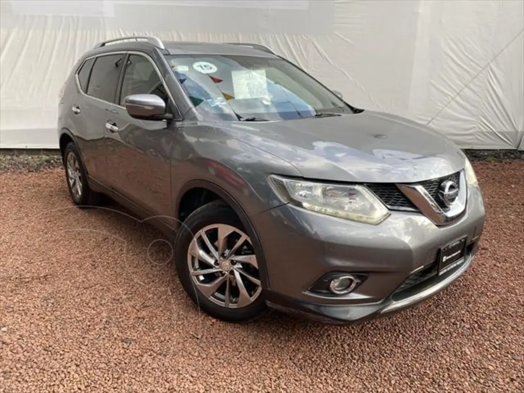 Nissan X-Trail Advance 2 Row usado (2015) color Gris precio $289,000