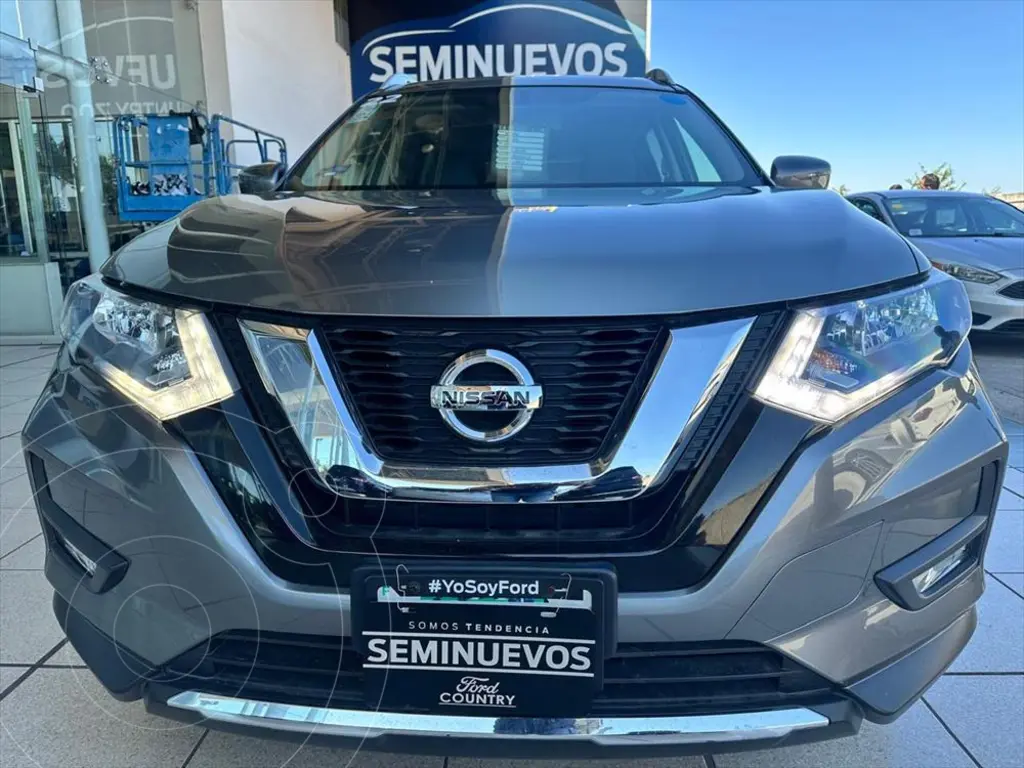 Nissan X-Trail Advance 2 Row usado (2022) color Gris Oscuro precio $598,000