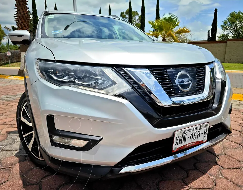 Nissan X-Trail Exclusive 2 Row usado (2019) color Plata precio $470,000
