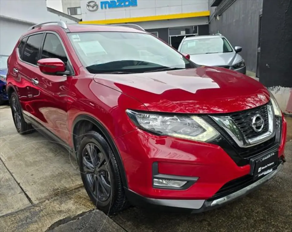 Nissan X-Trail Advance 2 Row usado (2021) color Rojo precio $410,000
