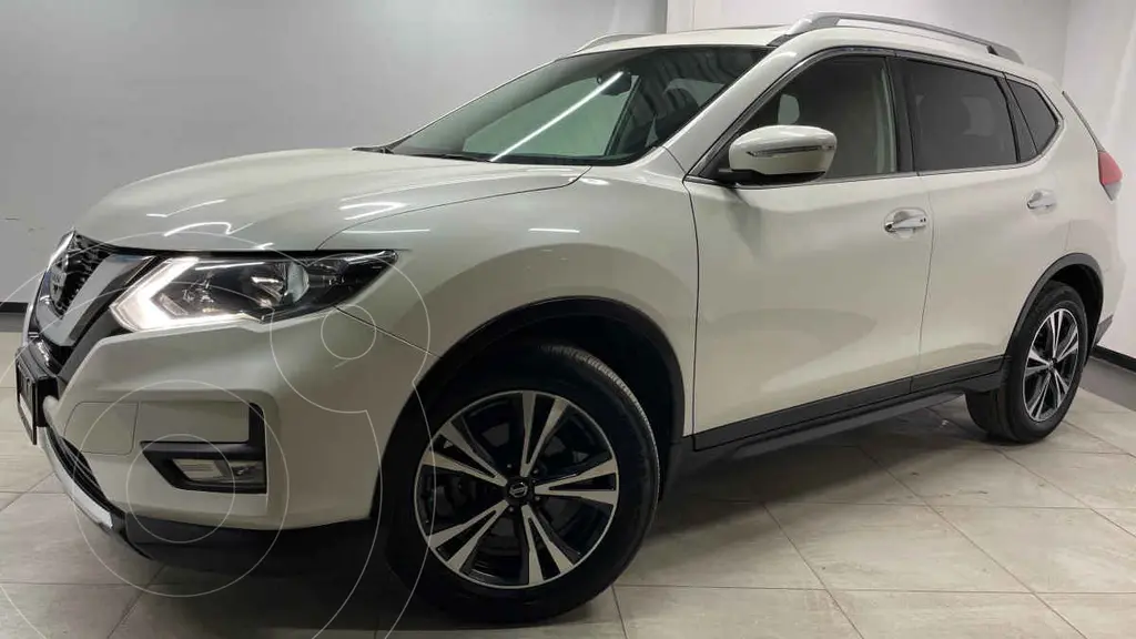 Nissan X-Trail Advance 2 Row usado (2018) color Blanco precio $410,000