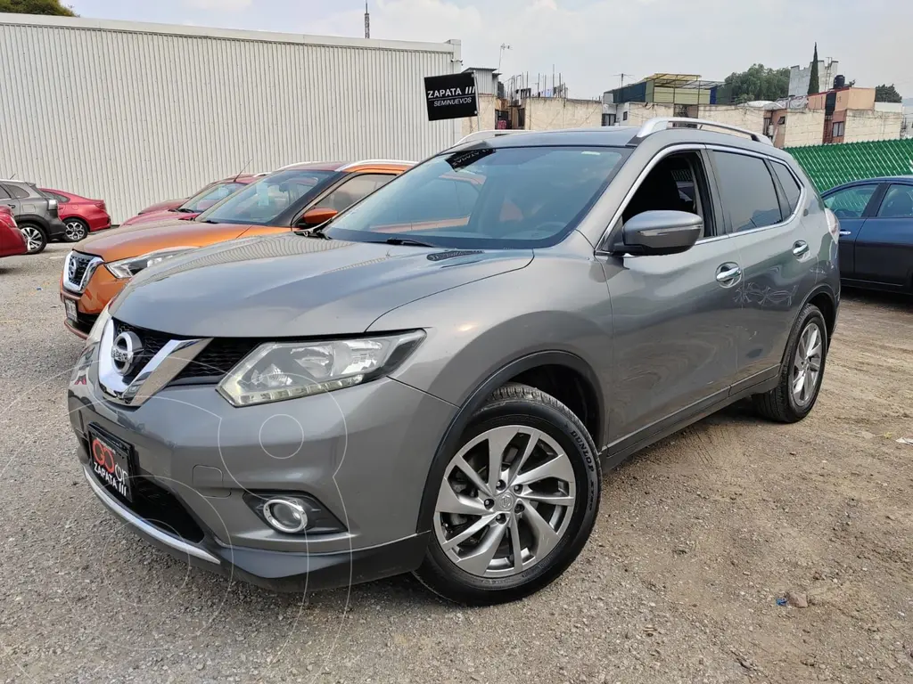 Nissan X-Trail Advance 3 Row usado (2017) color Gris precio $305,000