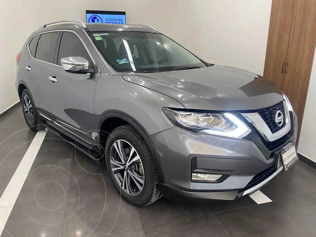 Nissan X-Trail Advance 2 Row usado (2019) color Gris precio $390,000