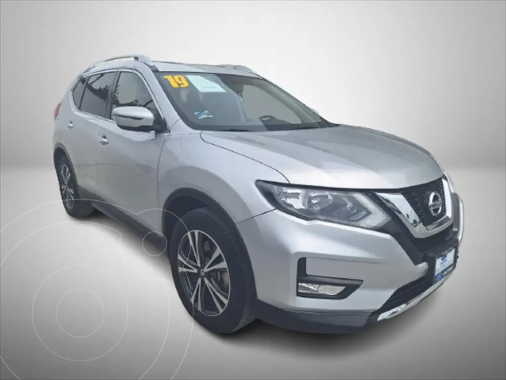 Nissan X-Trail Advance 2 Row usado (2019) color Plata precio $355,000