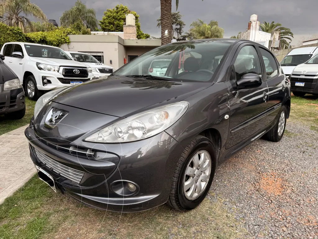 Peugeot 207 Compact 1.4 XS 5P usado (2012) color Gris Grafito precio u ...