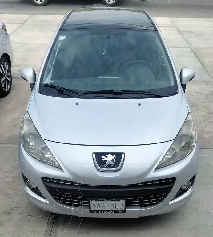 Peugeot 207 5P Allure usado (2013) color Gris Aluminium precio $130,000