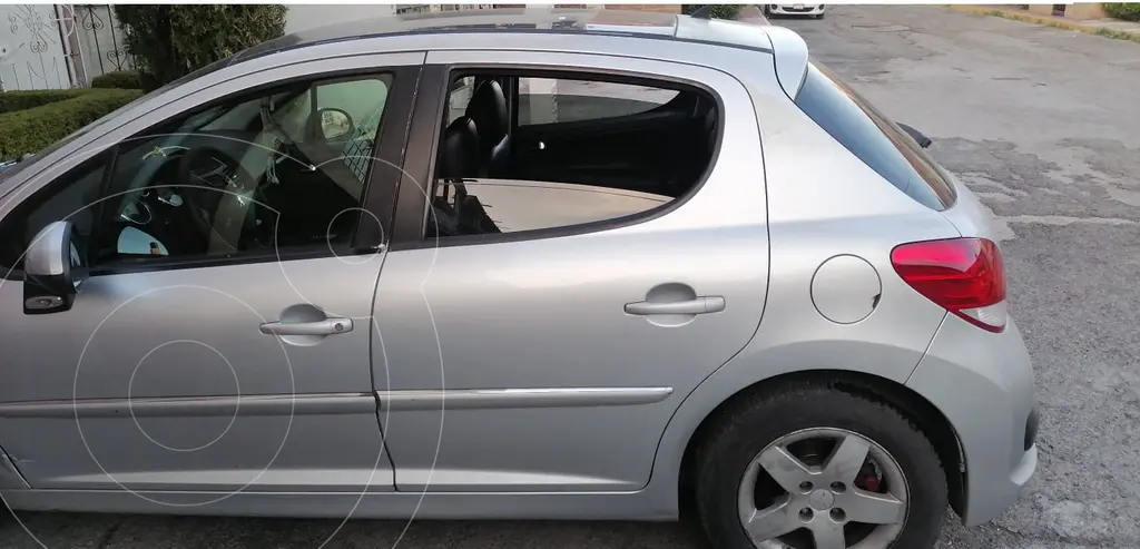 Peugeot 207 5P Allure Pack Alu usado (2012) color Plata precio $89,000