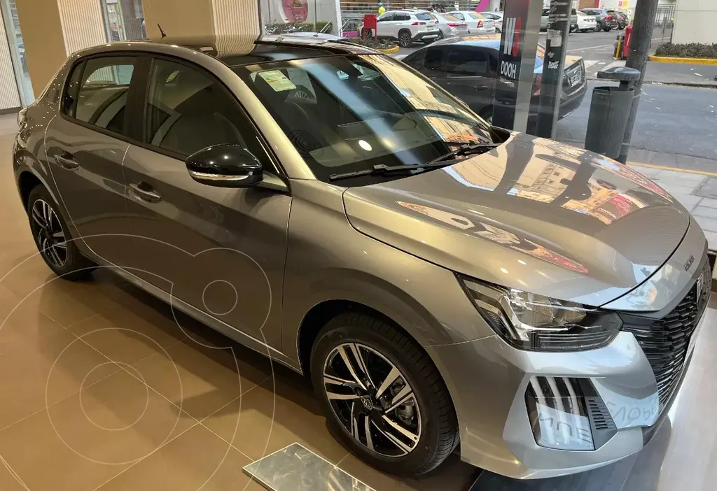 Peugeot 208 Allure Pack T200 usado (2025) color Gris precio $31.000.000