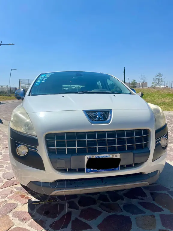 Peugeot 3008 Allure 1.6 THP usado (2013) color Blanco Perla precio $150,000