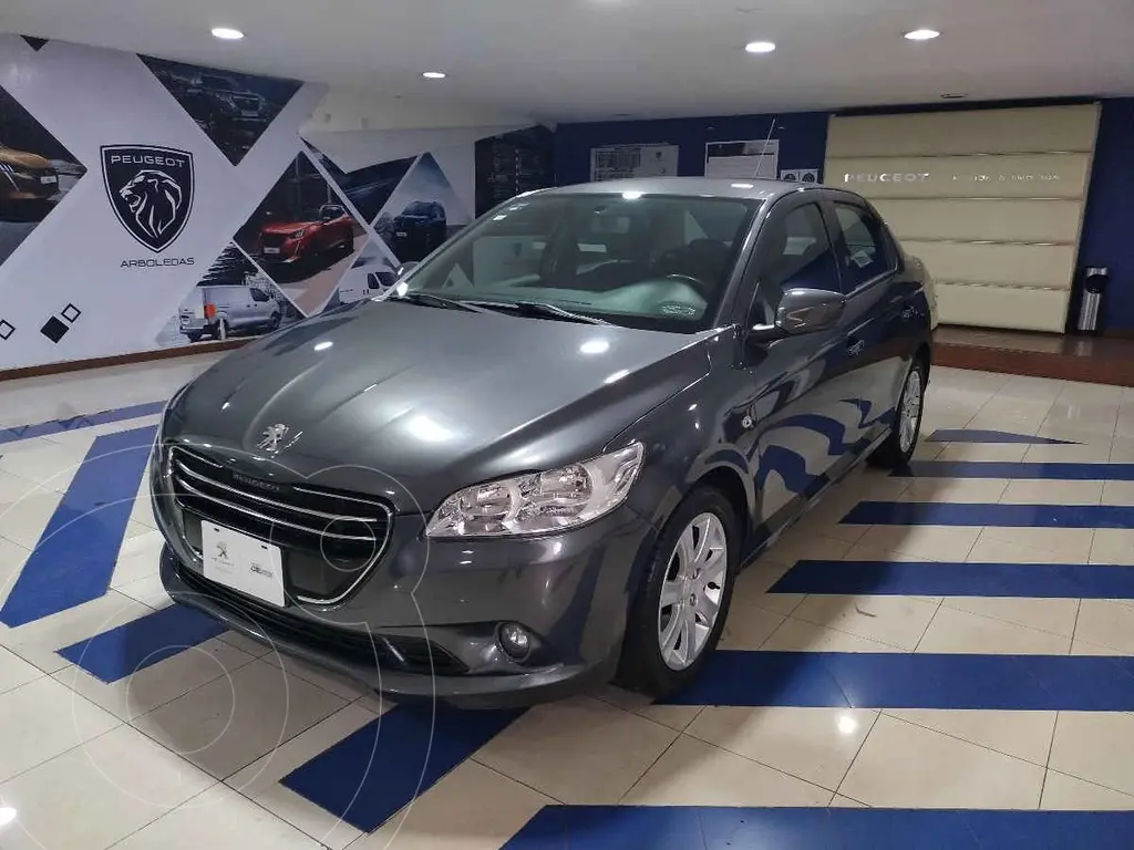 Peugeot 301 Allure Aut usado (2017) color Gris precio $195,000