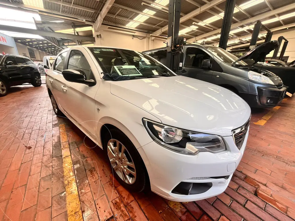 Peugeot 301 1.6L Active HDi usado (2023) color Blanco precio $295,000