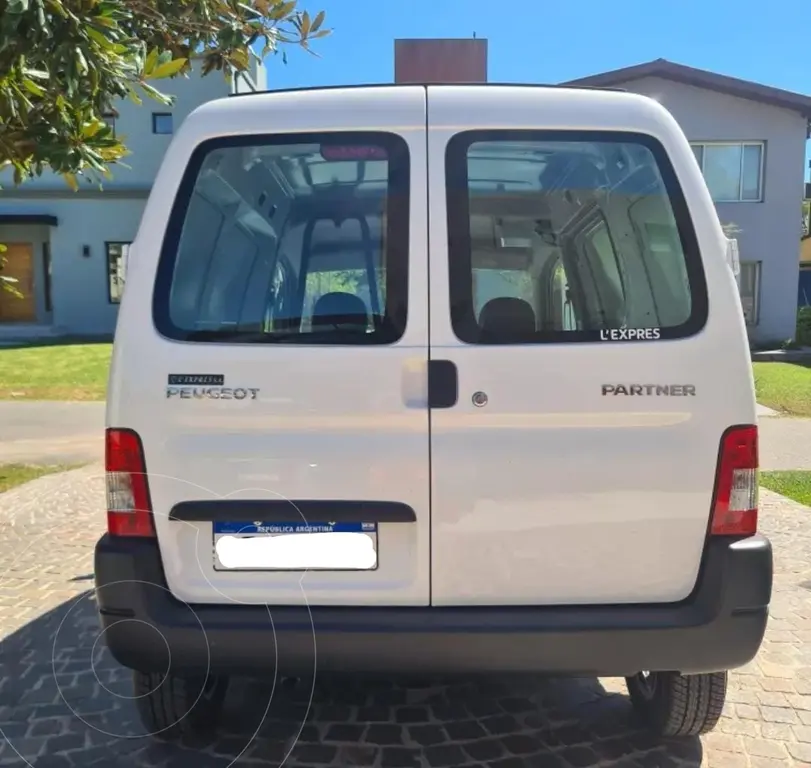 Peugeot Partner Furgon Confort 1.6 usado (2020) color Blanco Banquise ...