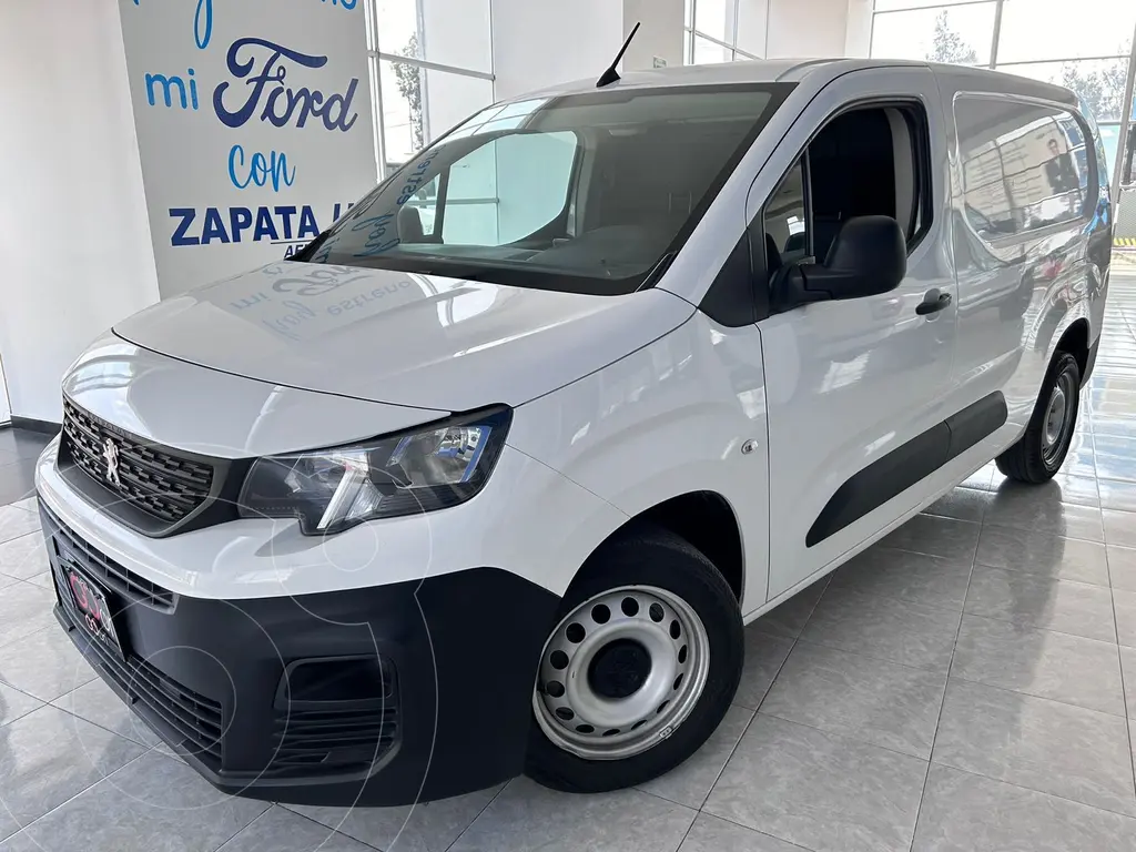 Peugeot Partner Maxi Gasolina usado (2022) color Blanco precio $365,000